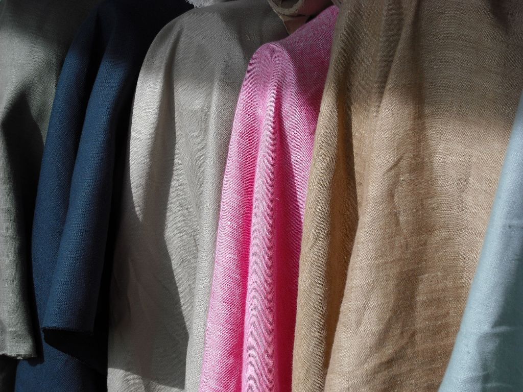 100% Pure IRISH Linen Fabric – Herts Specialist Fabrics
